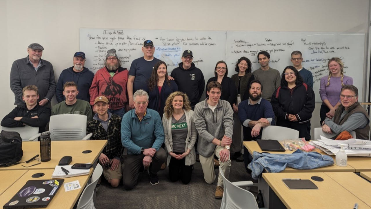 Design Thinking Vs Systems Thinking Illuminate Opportunity